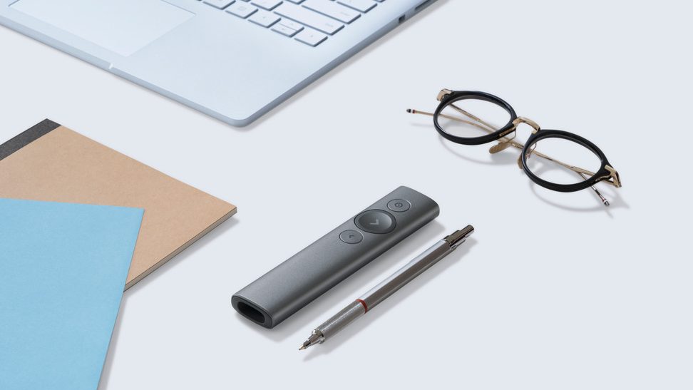 Logitech lansează dispozitivul de prezentare Logitech® Spotlight ...
