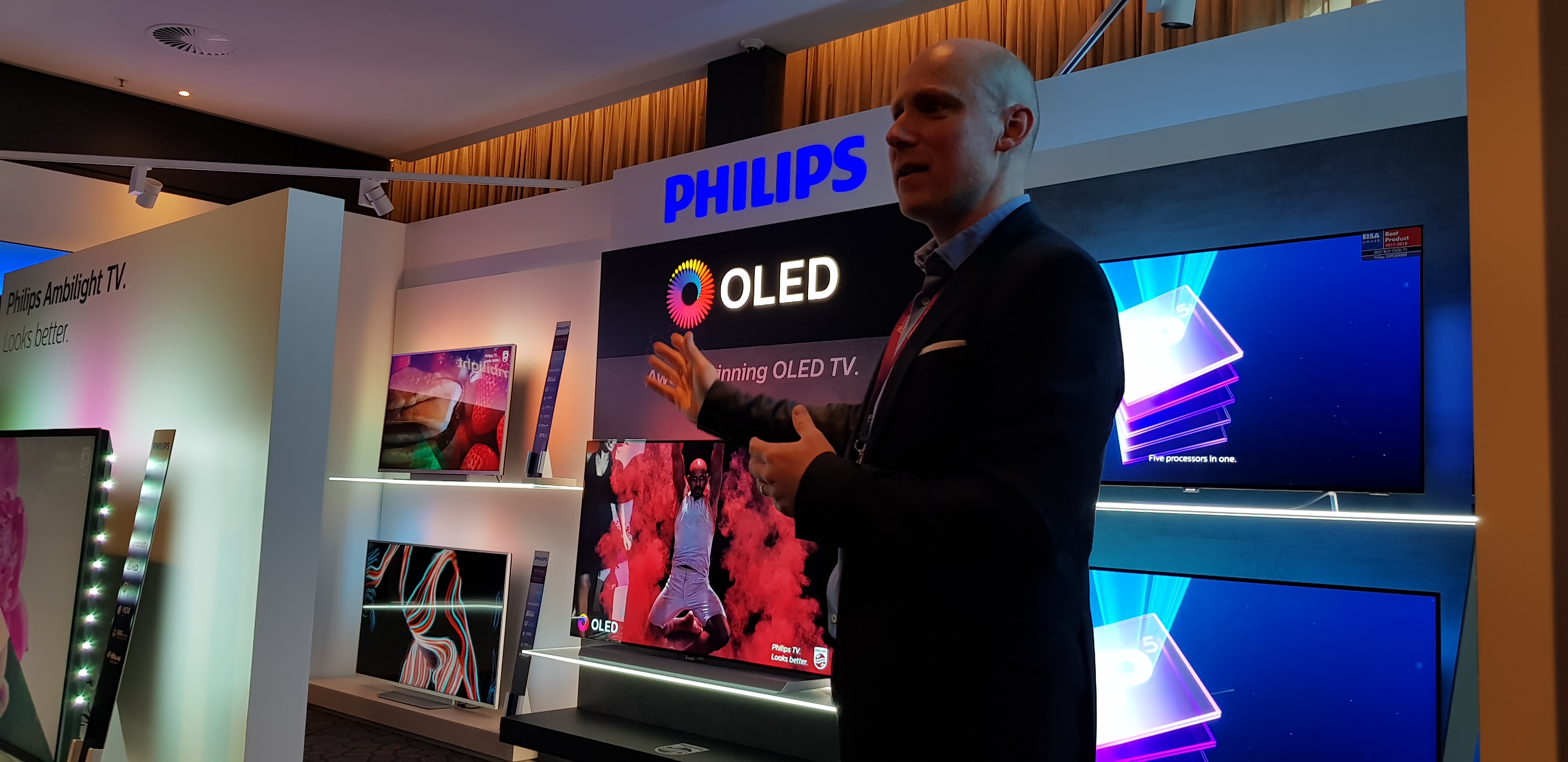 EXCLUSIV! Philips TV lansează noua gamă de televizoare OLED 4K 2018 ...