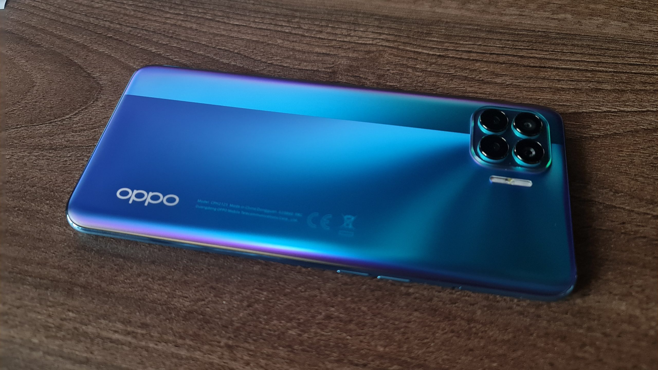 Review OPPO Reno4 Lite: Un mid-range mai mult decât decent - Noobz.ro
